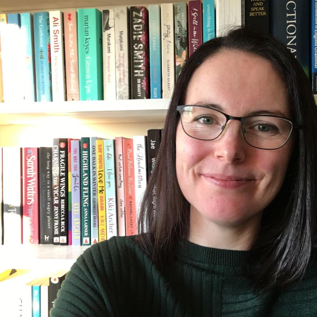 About – Lisa Elliot